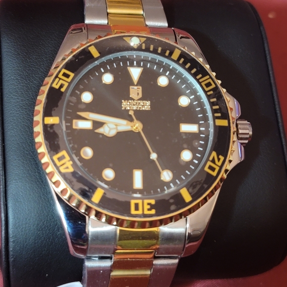Invicta | Other | X Invicta Montres Prestige 42mm Unisex | Poshmark